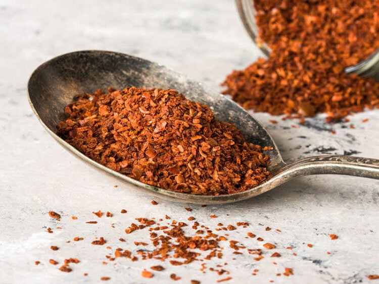 32 Best Middle Eastern Spices & Herbs to Explore