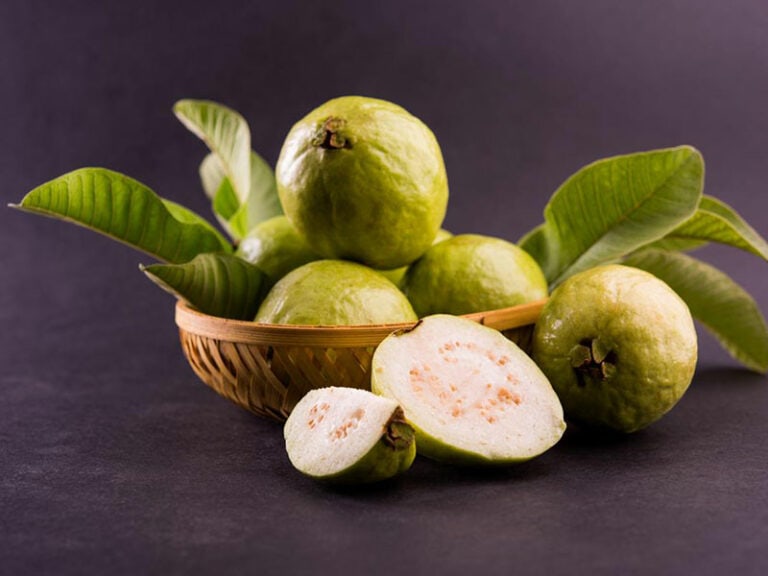 43 Popular Middle Eastern Fruits & Vegetables: Guide