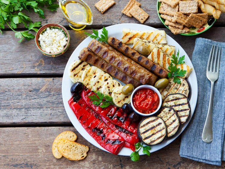 59 Popular Middle Eastern Street Food to Try